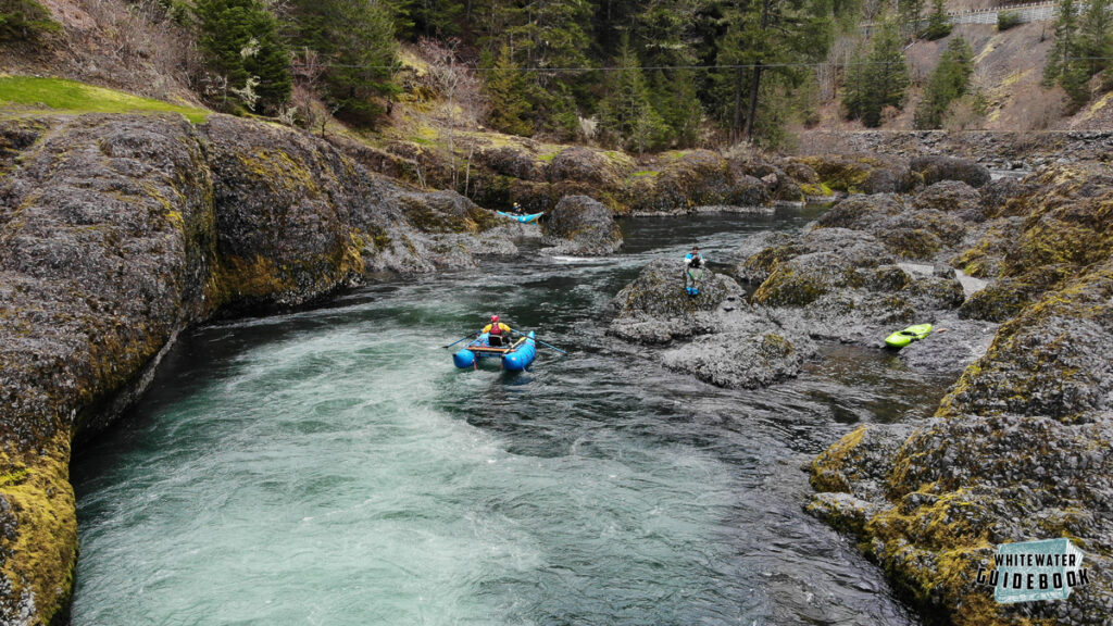 Upper Clackamas River Rafting & Kayaking | Whitewater Guidebook